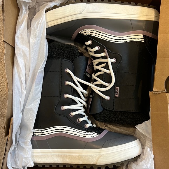 Vans | Shoes | New Vans Snow | Poshmark